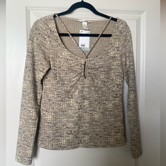 H&M | Tops | Keyhole Front Top | Poshmark